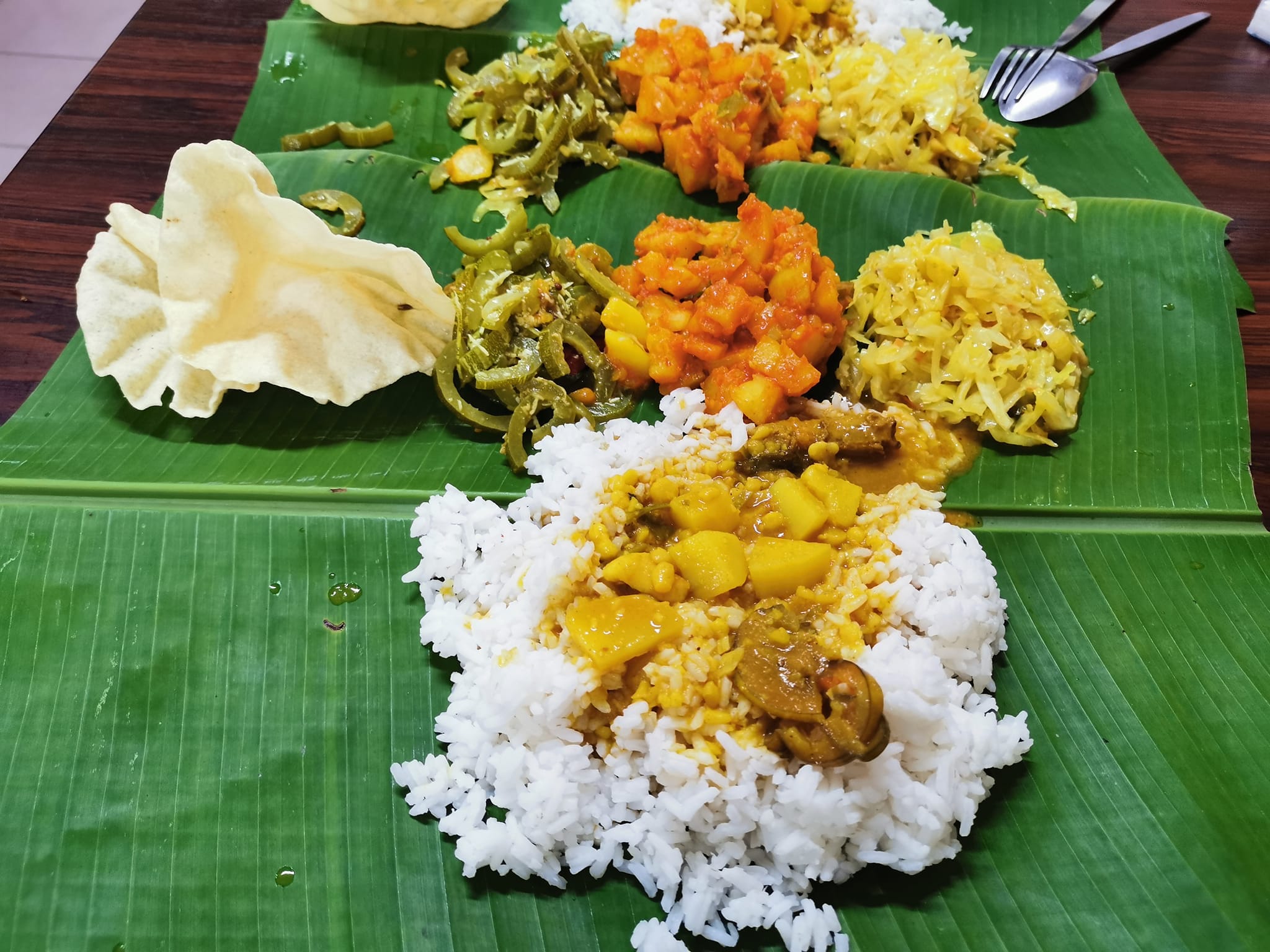 Moorthy's Mathai Restaurant Banana Leaf Rice | Chiefeater.com