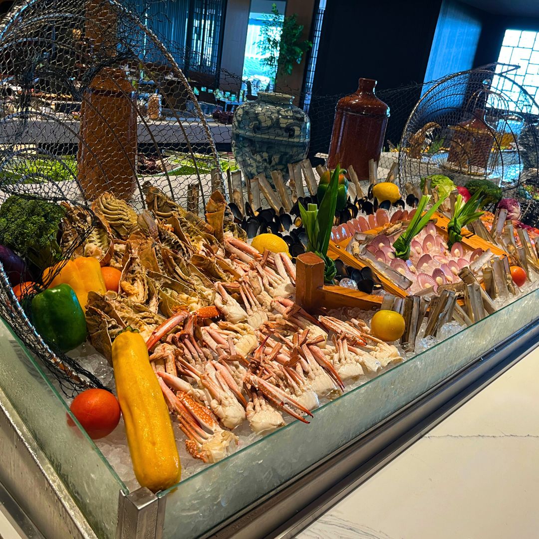 G Hotel Gurney Weekend Seafood BBQ Buffet | Chiefeater.com