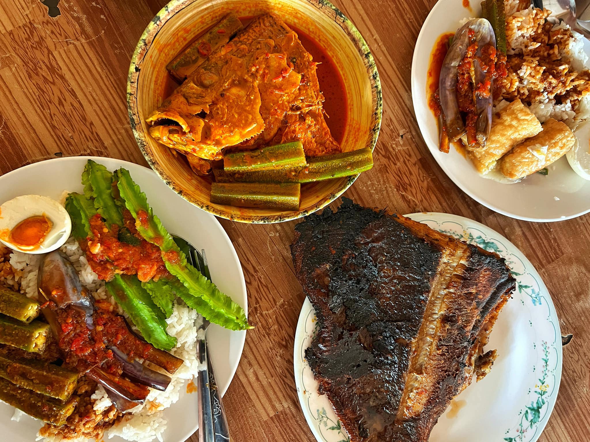 Restoran Ikan Bakar Simpang Ampat Curry Fish Head | Chiefeater.com