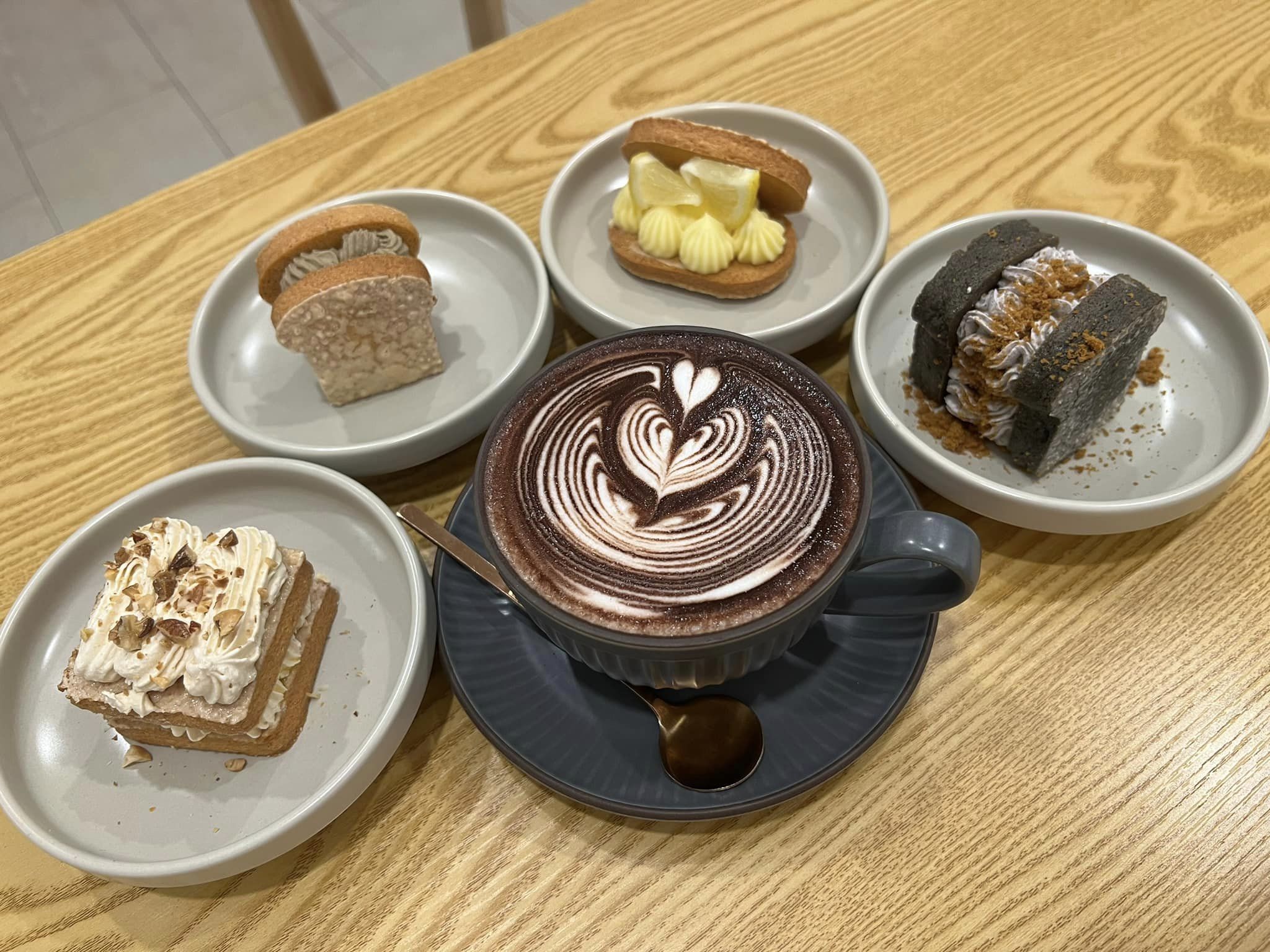 The North Cafe Dacquoise | Chiefeater.com