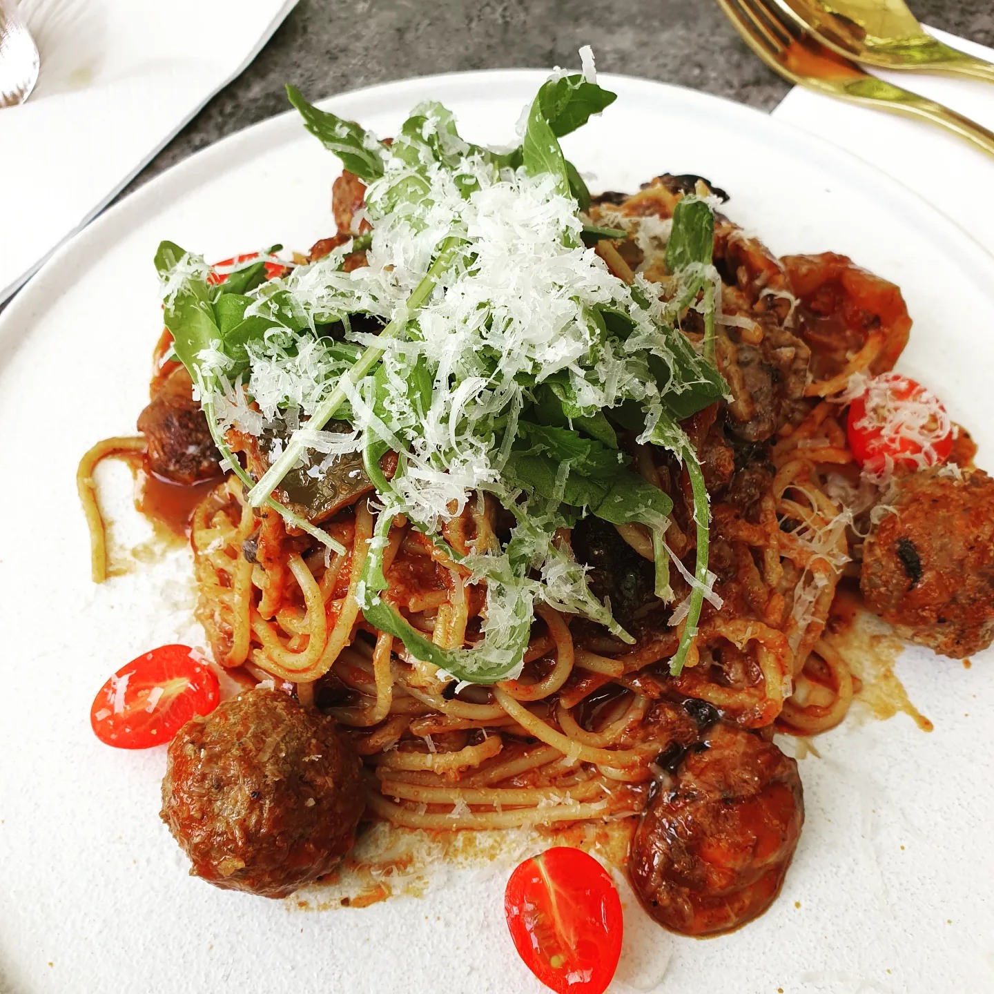 Pokok KL Cafe Spaghetti Lamb Meatballs | Chiefeater.com