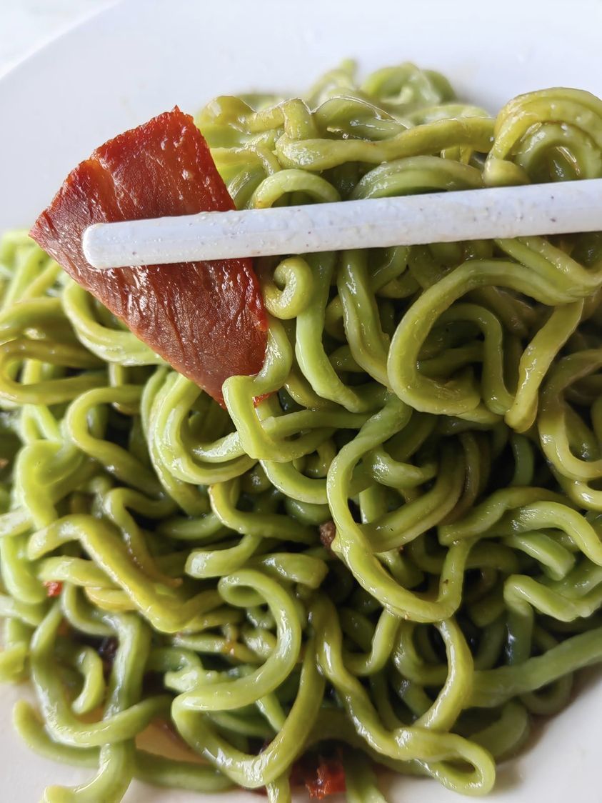 Chong and Low Cafe Handmade Green Noodle | Chiefeater.com
