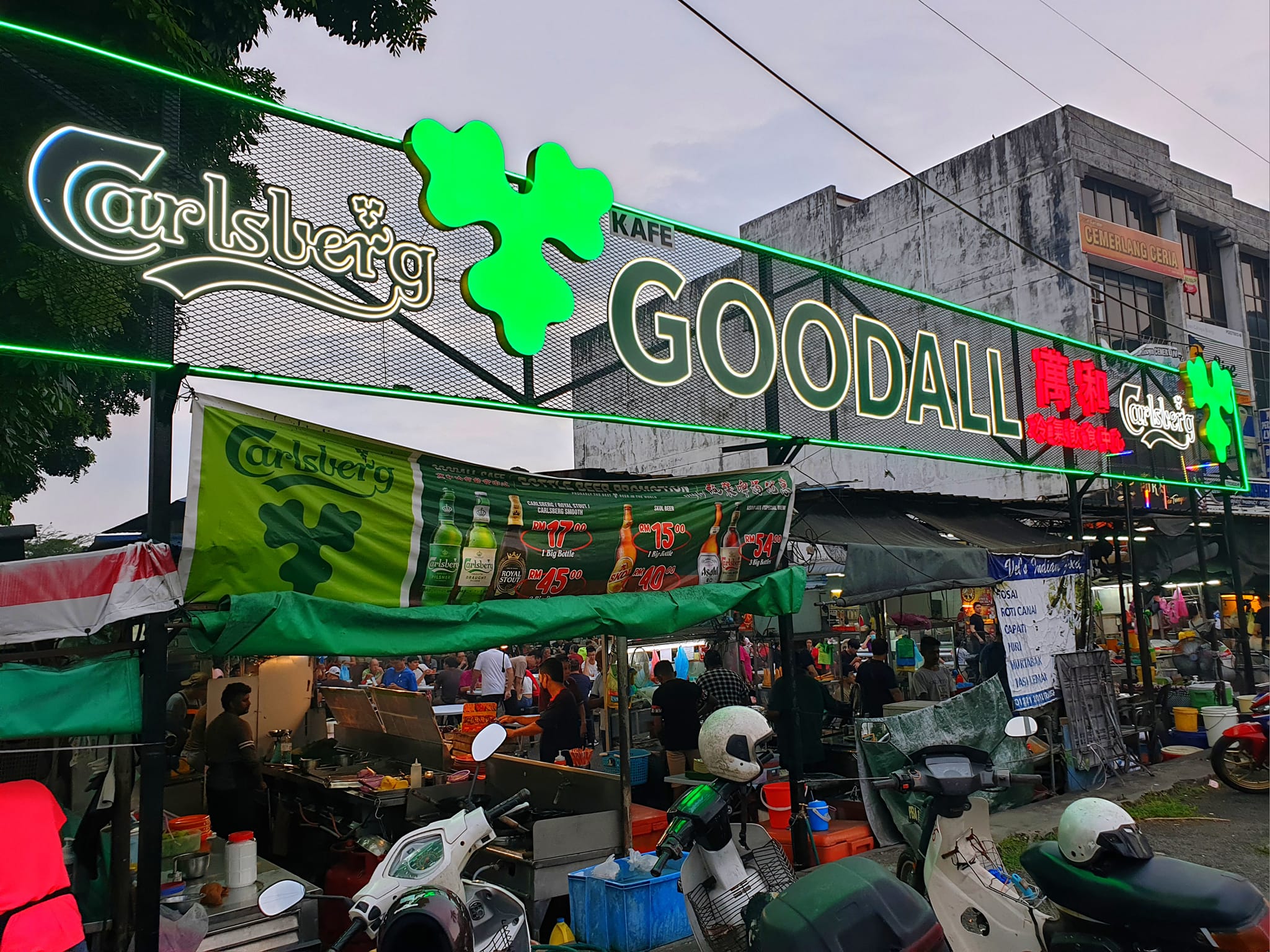 Spoiled For Choice at Goodall Cafe | Chiefeater.com