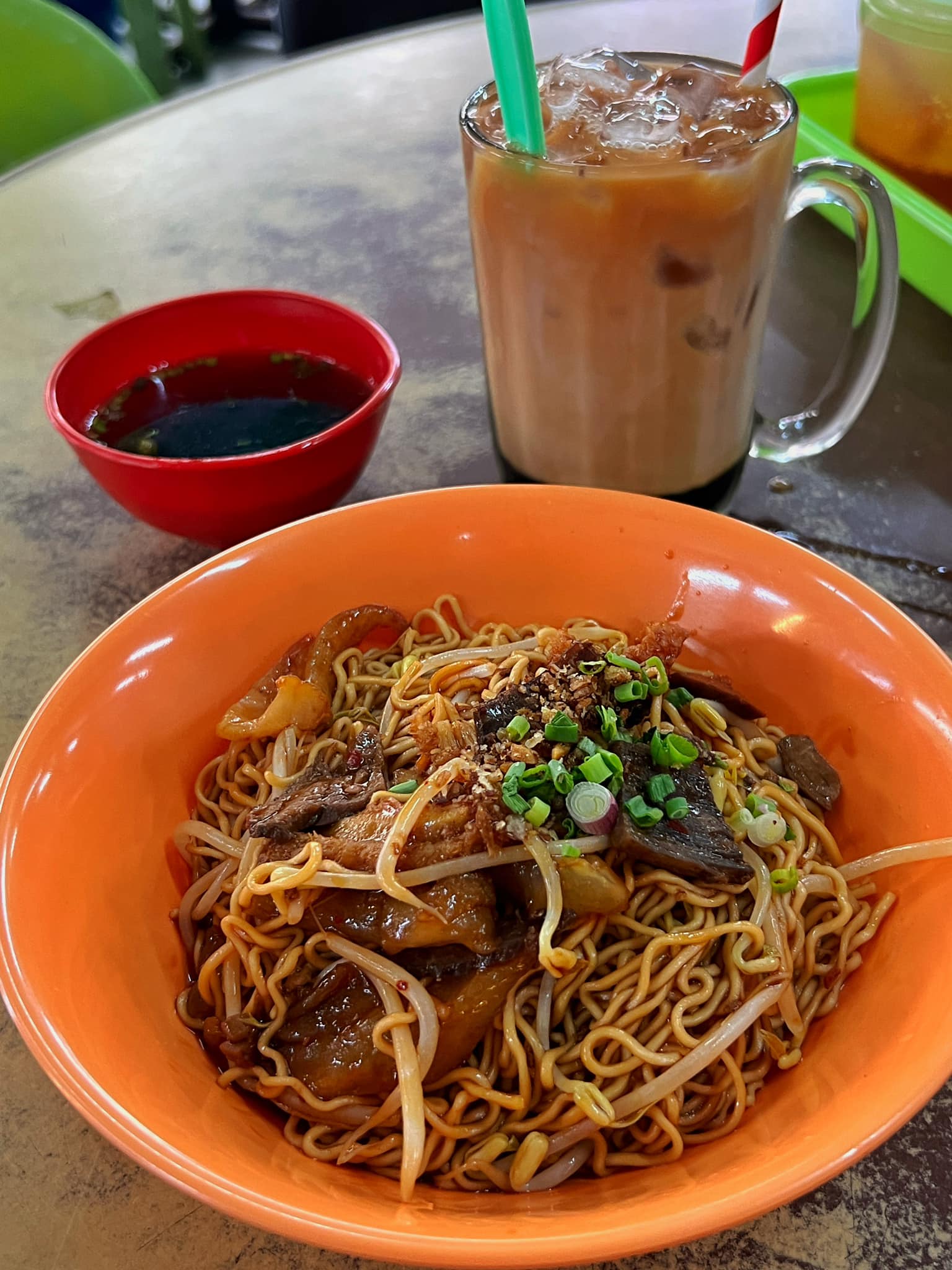 Aho Mi Sapi Beef Noodles | Chiefeater.com