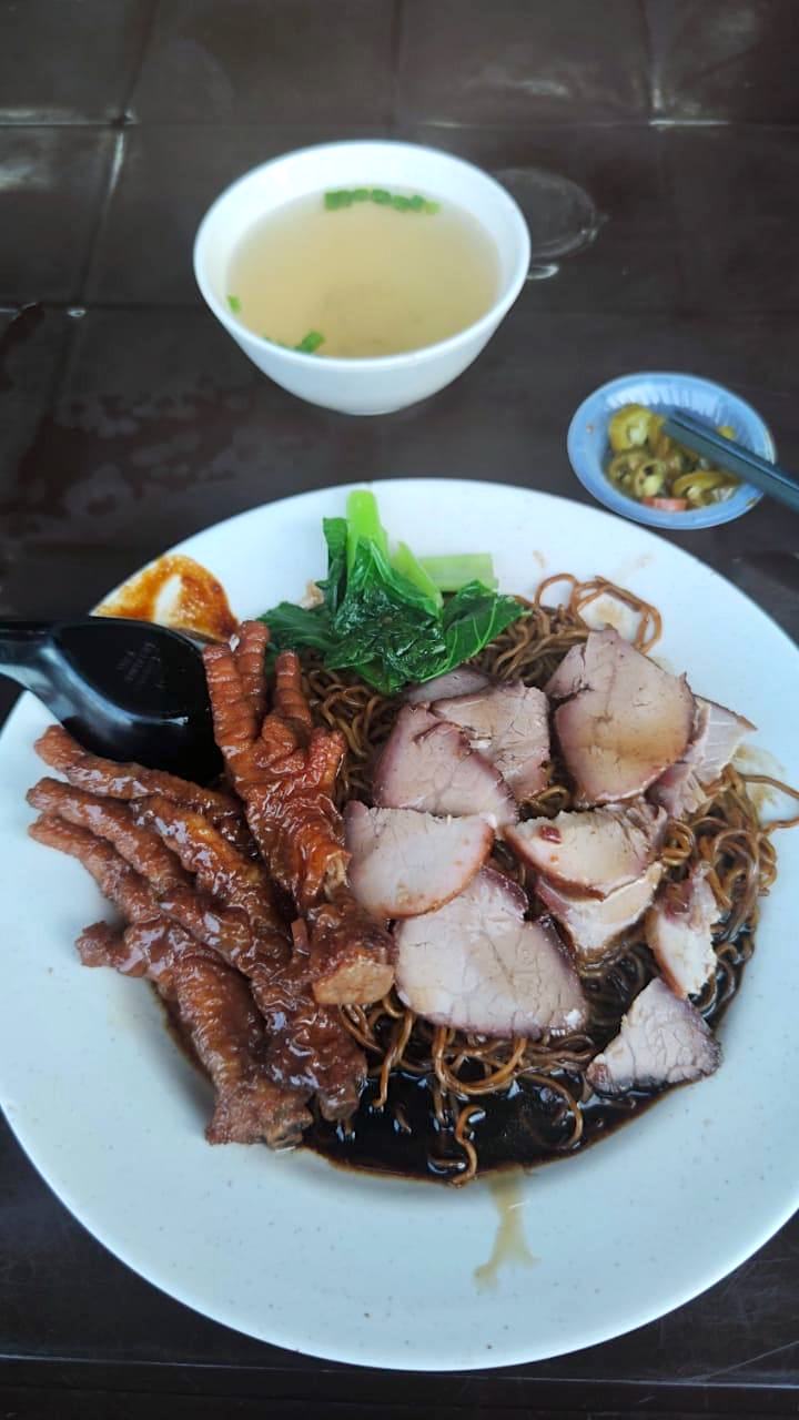 Breakfast at Hoong Kee Wantan Mee | Chiefeater.com