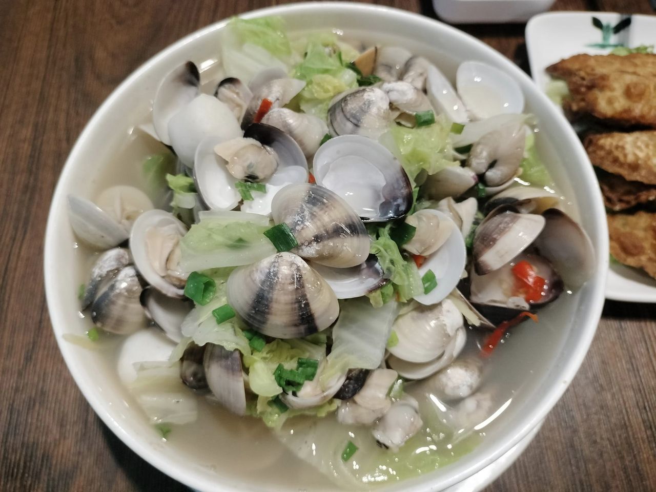 Neighbor Lao Wang Cafe Lala Meehoon | Chiefeater.com