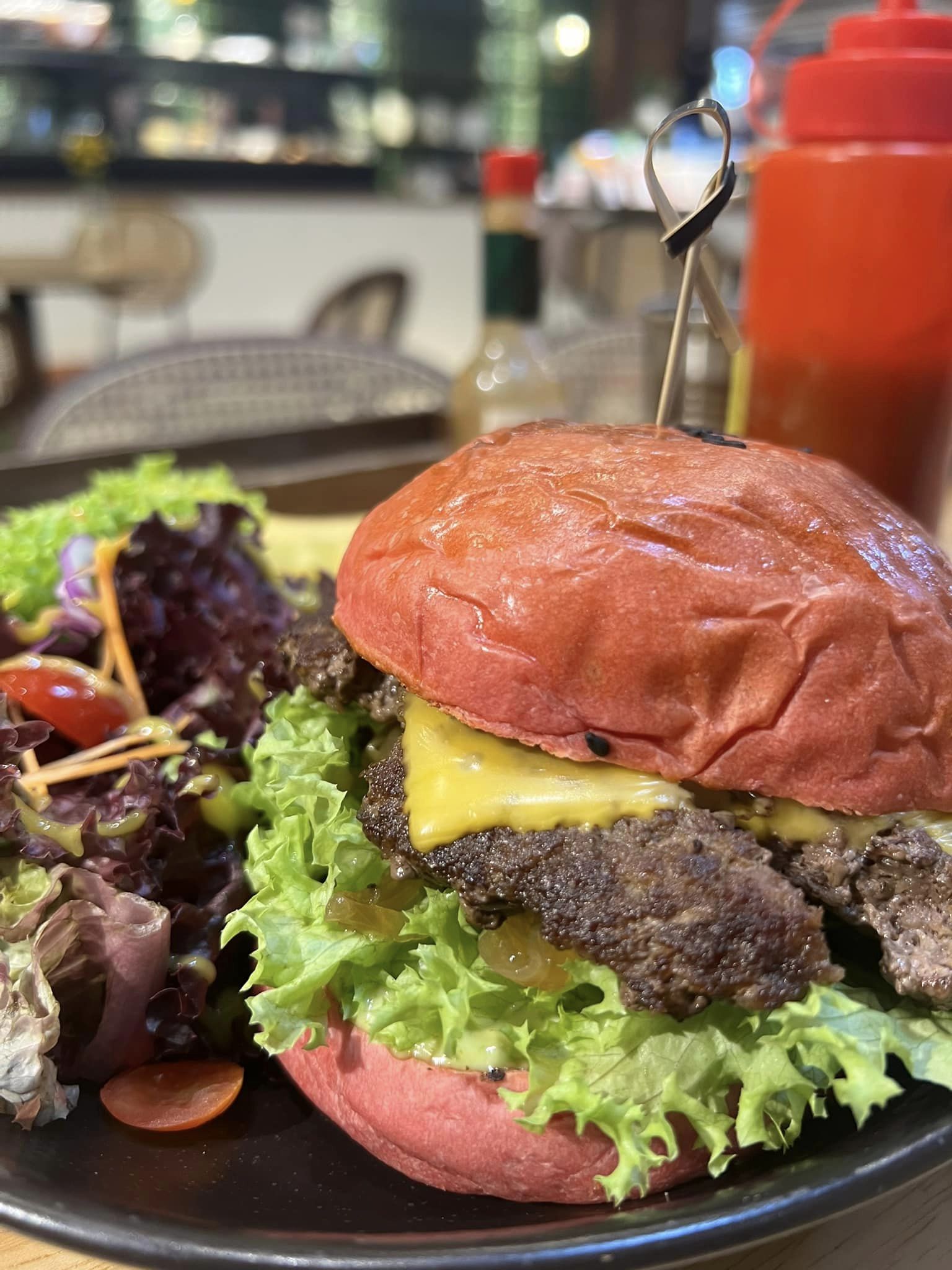 Yin’s Sourdough Gurney Walk Beef Burger | Chiefeater.com