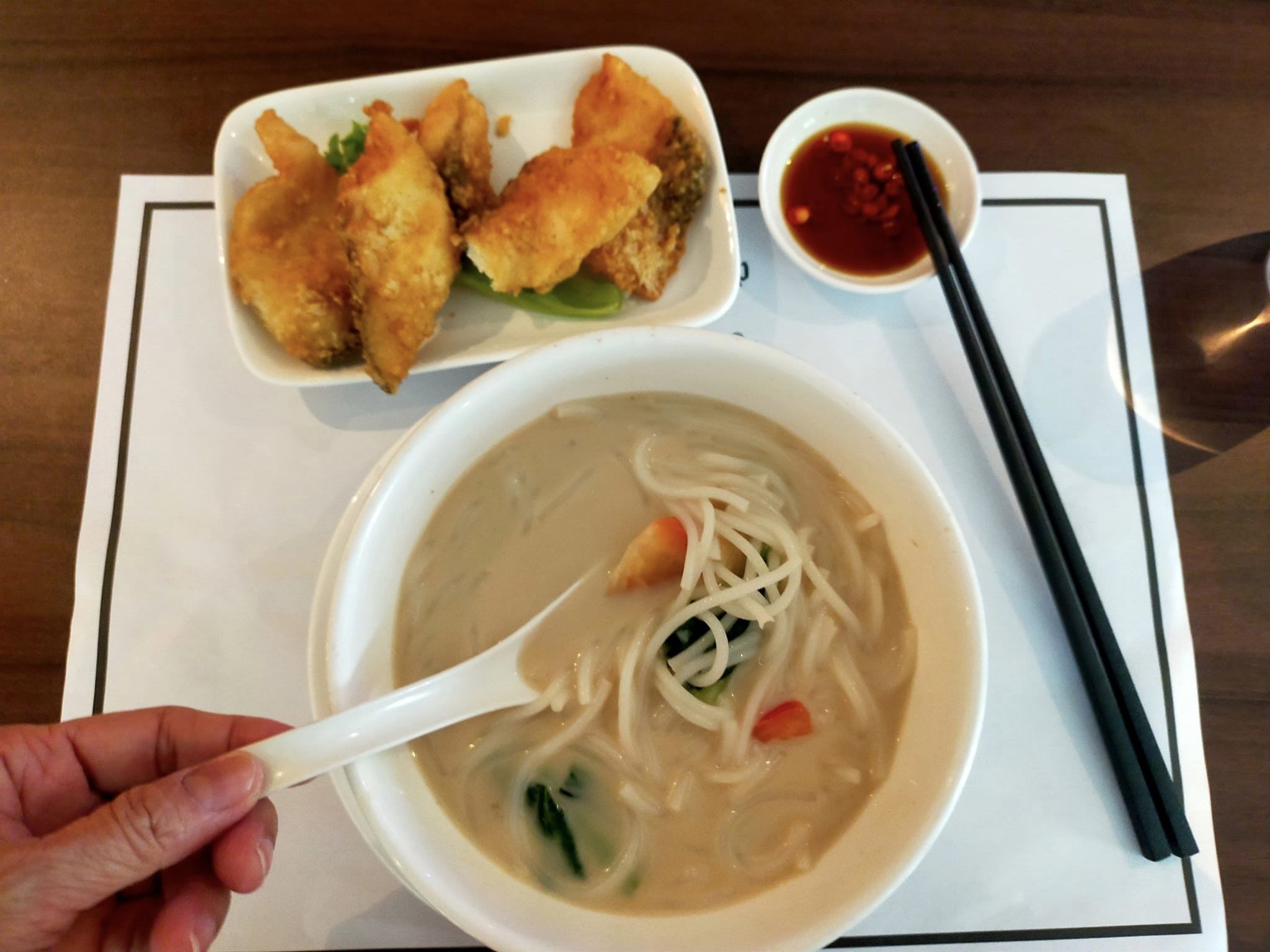 The Ship Restaurant Shaw Centre Fried Fish Beehoon Noodles | Chiefeater.com